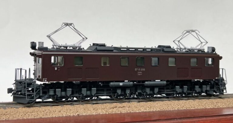 EF15 200号機発売 | アートプロ